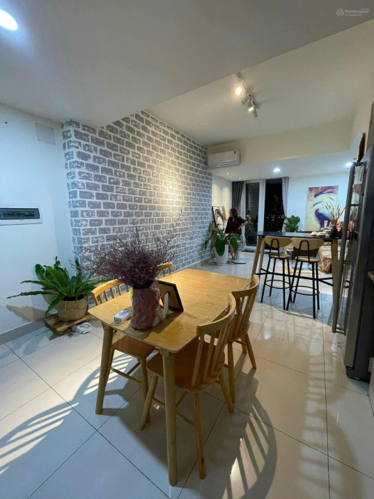 Em bán nhanh căn 74m2 full đồ 2,250 tỷ