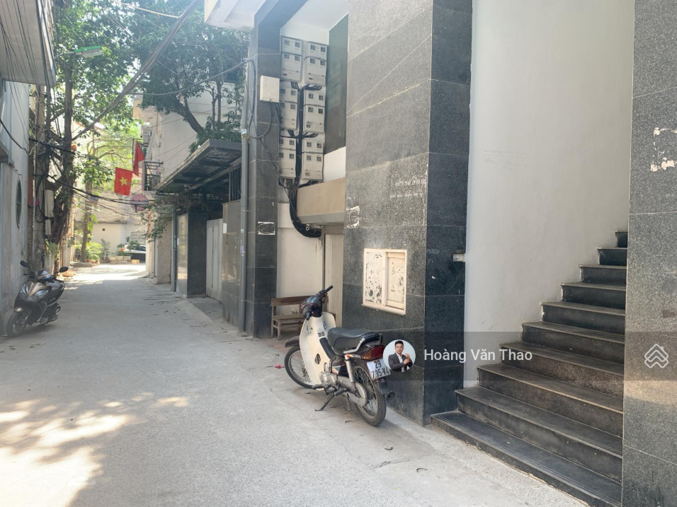 BT sân vườn Đỗ Nhuận, DT 140m2*4T, MT 8,2m - 30,5 tỷ ô tô 7 chỗ vào nhà, gần Đại sứ Quán Hàn Quốc