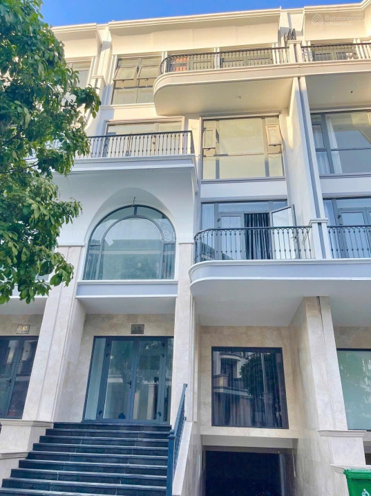 Căn hộ bancol ngay khu đô thị Vạn Phúc mới 100% full NT siêu thoáng, sang khu dân cư dân trí cao