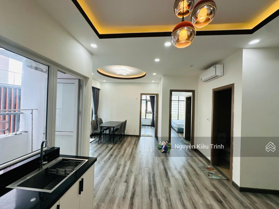 Kiều Trinh - Bán căn góc rẻ view phố nhộn nhịp toà 1A mặt Đường Hòn Chồng ngắm biển đẹp trong PN