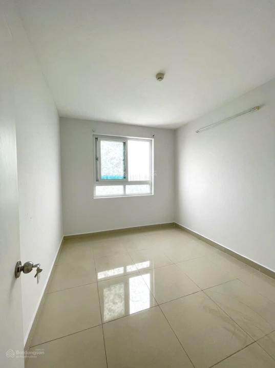 Topaz City 70m2 2 phòng ngủ hướng Đông Nam LH: 0942 908