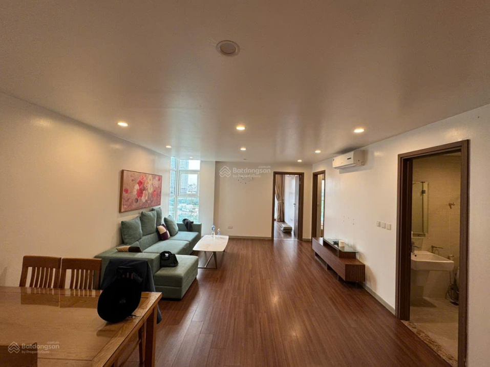 Bán căn hộ 114m2 The Link Ciputra Tây Hồ giá nhỉnh 9 tỷ, nội thất đầy đủ đẹp LH 0916 252