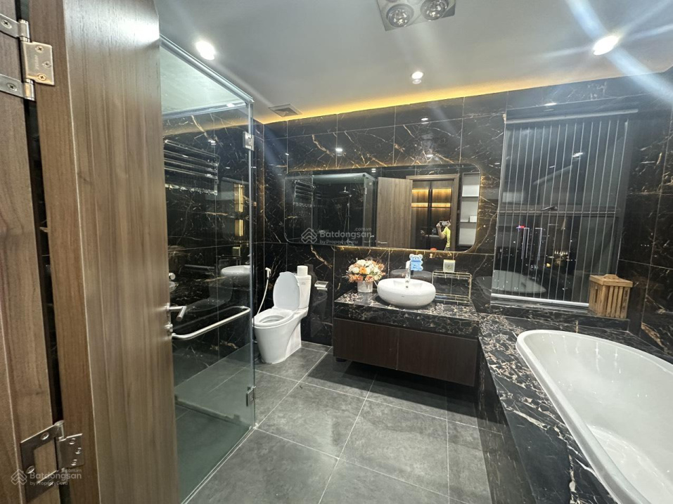 Siêu phẩm view hồ 4PN, 3WC Vinaconex 1, Khuất Duy Tiến,Cầu Giấy. Giá 10 ...