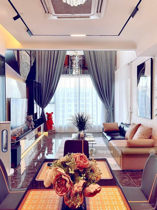 Chính chủ cần bán căn 110 Cầu Giấy, 86m2 thiết kế 3PN, full nội thất mới và cao cấp giá 6.5tỷ