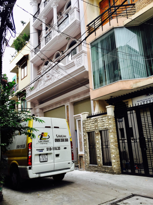 Bán nhà HXH Đ. Bùi Thế Mỹ, P.10, Q. Tân Bình, DTCN: 50m2, giá 7.3 tỷ TL