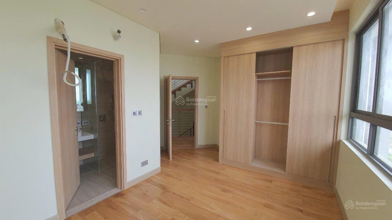 Cực gấp! Bán căn góc rẻ nhất KĐT The Manor Nguyễn Xiển DT 119.5m2 giá 47,9 tỷ sẵn SĐ. LH 0967 ...