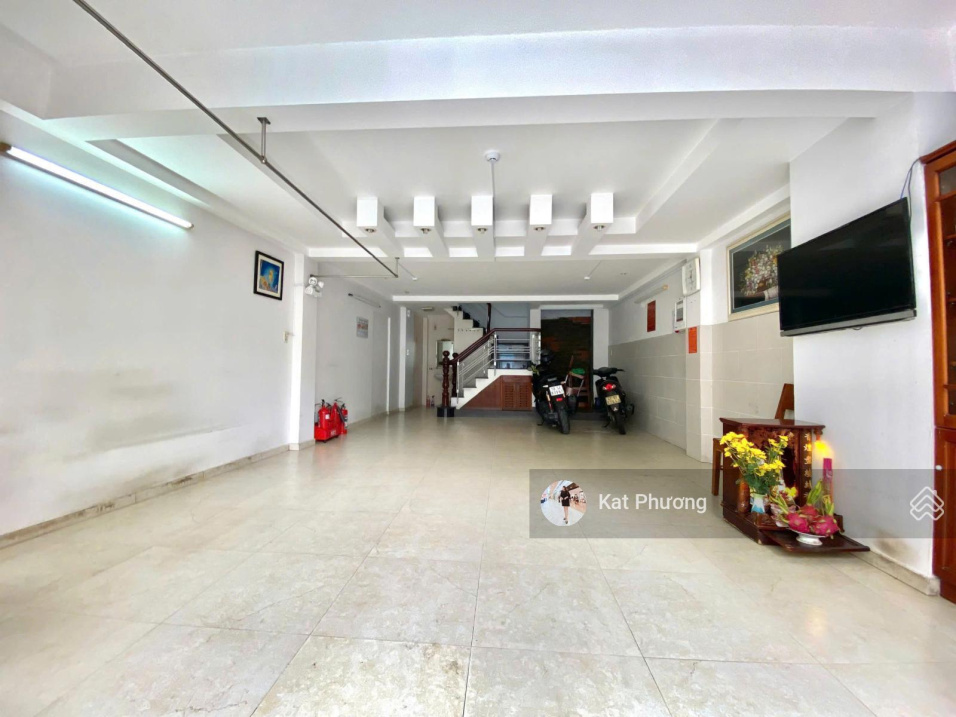 Giảm 600tr-Nhà khu vip Huỳnh Tấn Phát Q7-gần 80m2-ngang 4.5m-xe hơi ngủ ...