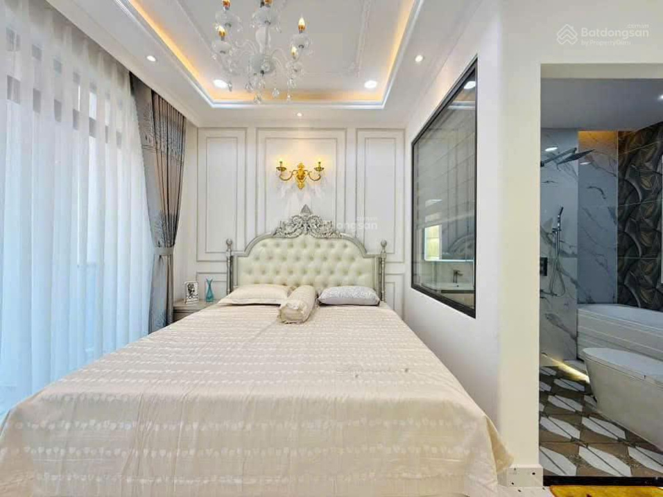 GIẢM SÂU 2 TỶ CHO KHÁCH NÀO CHỐT NHANH, diện tích 60m2, 4 tầng, đường Số 5 hẻm trước nhà 8m