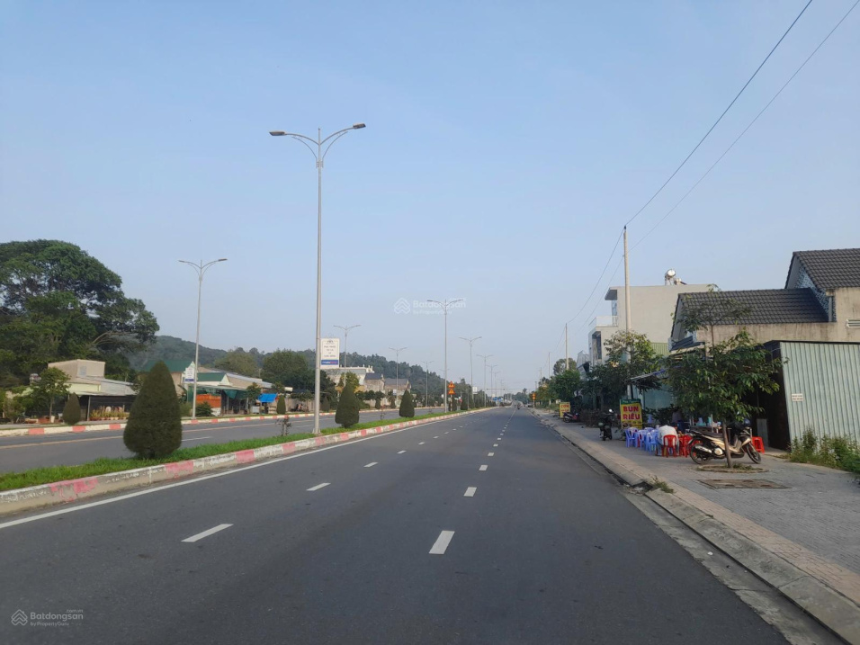 Chính chủ cần bán lô đất đẹp 2 mặt tiền QL56