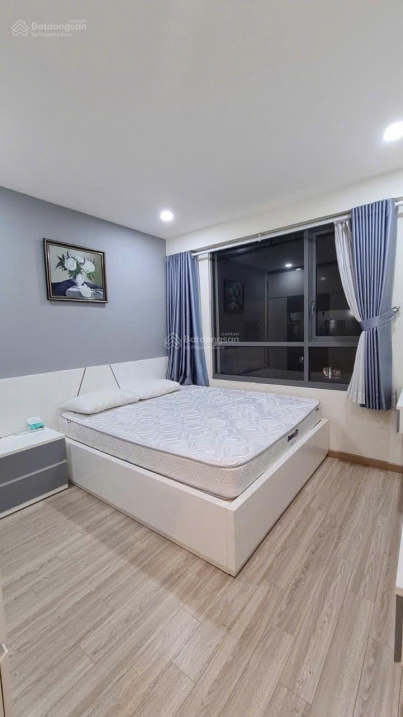 Chủ cho thuê Gold View Q4 2PN 2WC 80m2 full nội thất đẹp, đầu tháng 3 ...