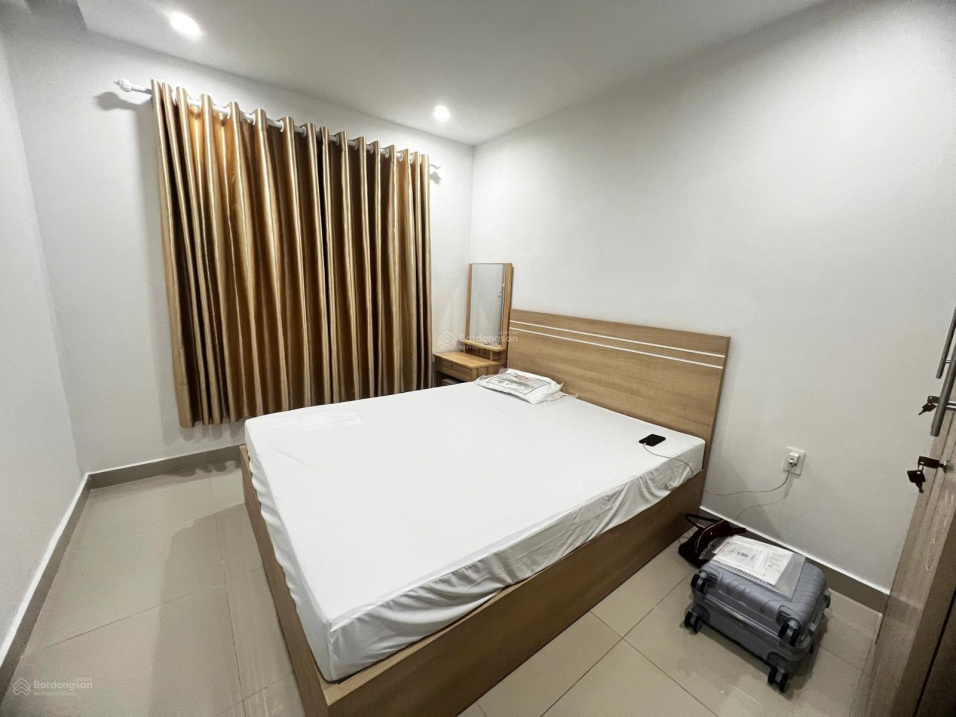 Bán căn hộ chung cư CT2 khu đô thị VCN Phước Hải view thoáng tầng trung đẹp giá 2,5 tỷ