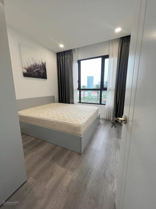 Cho thuê Gold View Q4 căn 3PN 133m2 siêu rộng full NT - giá 26.500.000đ ...