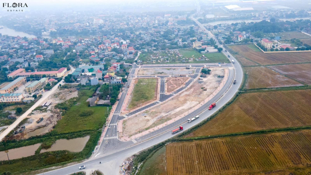 2.8 tỷ Có 80.4m2 đất nền Phủ Lý. 2 mặt tiền trước và sau nhà áp góc ...