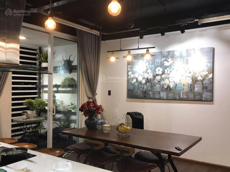 Gia đình cần bán căn góc CC Cao ốc ACB 132 Ông Ích Khiêm P5 Q11. 79m2, 2p. Giá 3,1 tỷ. 0906 095