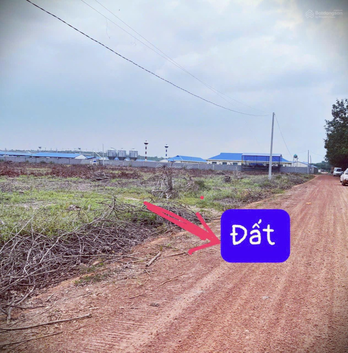 Chính chủ cần bán gấp lô đất sào gần QL13, DT 2000m2, giá 450tr, gần ...