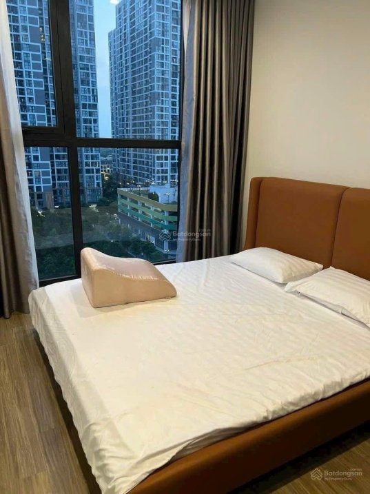 CC cho thuê căn hộ CC cao cấp P1 - Pavilion sảnh B VHOCP 1. Căn 2 PN ...