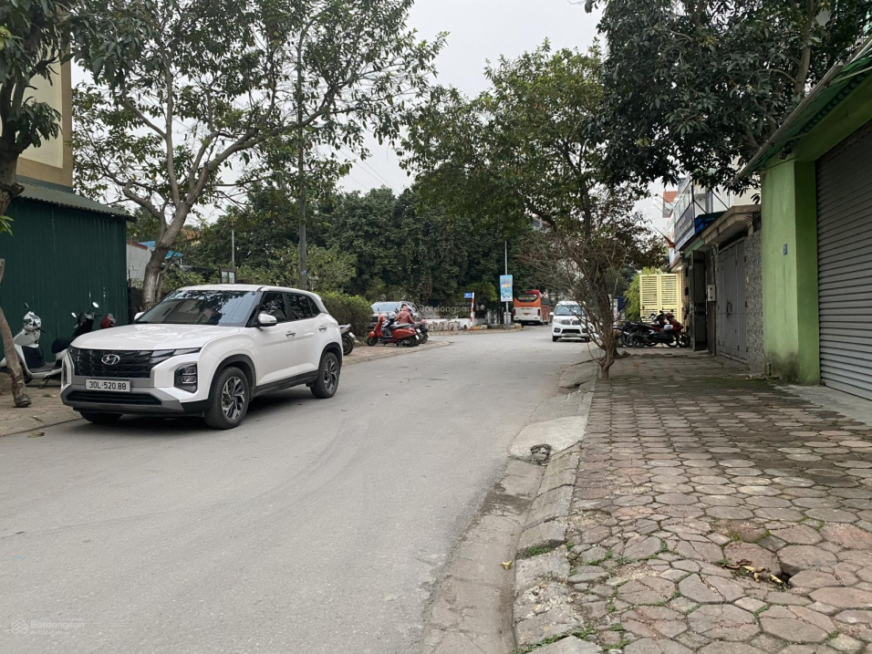 Bán nhà 31ha - TT Trâu Quỳ - Gia Lâm - 3 tầng - vỉa hè - kinh doanh ...