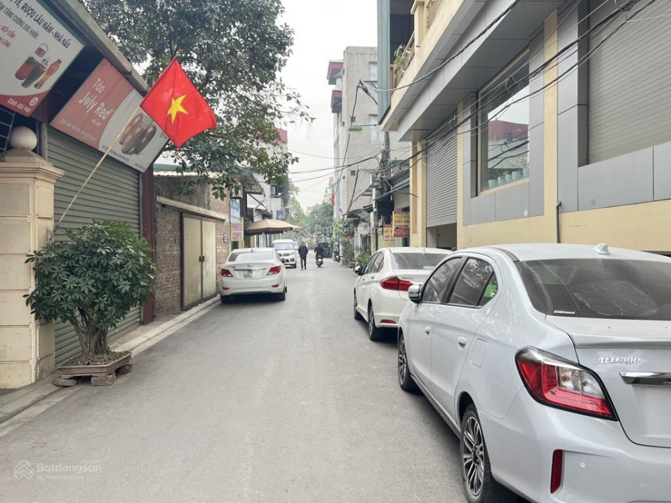 Bán nhà 31ha - TT Trâu Quỳ - Gia Lâm - 3 tầng - vỉa hè - kinh doanh ...