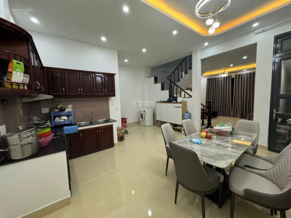 Ngay Đại lộ 2 Phước Bình, 84m2 - 2 tầng còn mới