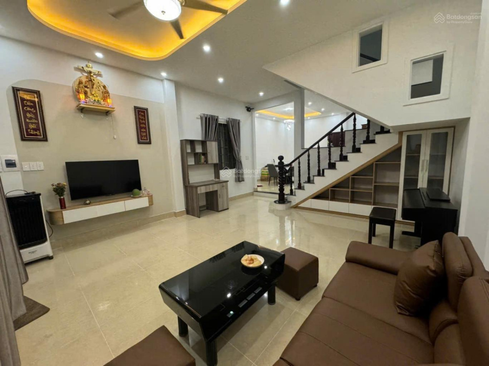 Ngay Đại lộ 2 Phước Bình, 84m2 - 2 tầng còn mới