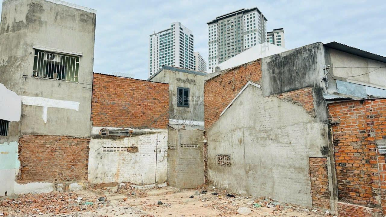 Bán đất gần biển Hòn Chồng Nha Trang rộng rãi hơn 2 tỷ có sổ Hồng diện ...