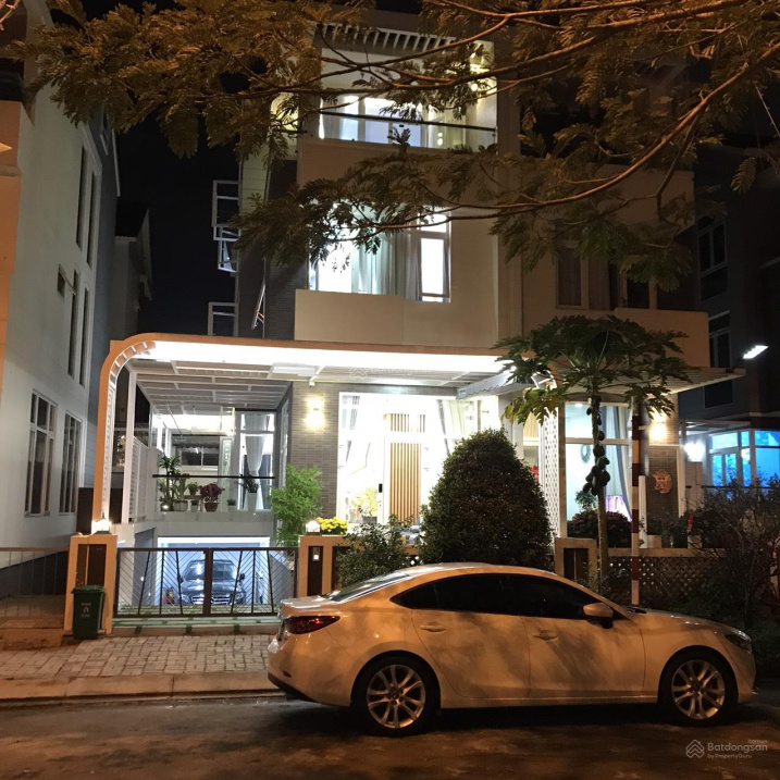 Cho thuê nhà 4PN 4WC khu Compound Ven Sông Jamona Golden Silk, Q7 ...