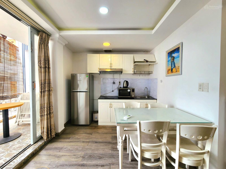 Penthouse trung tâm 45m2 balcony trồng cây, bồn tắm lớn, gần Chợ Thị ...