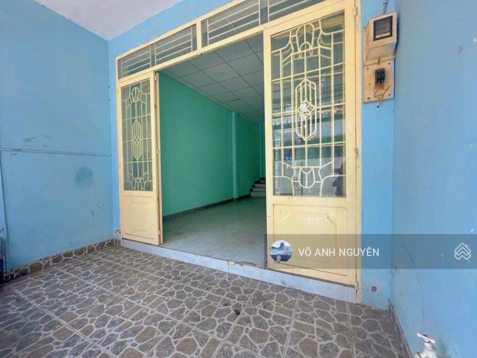 Bán gấp nhà 2 tầng hẻm ô tô vào nhà 4m x 14m chỉ 3 tỷ 850