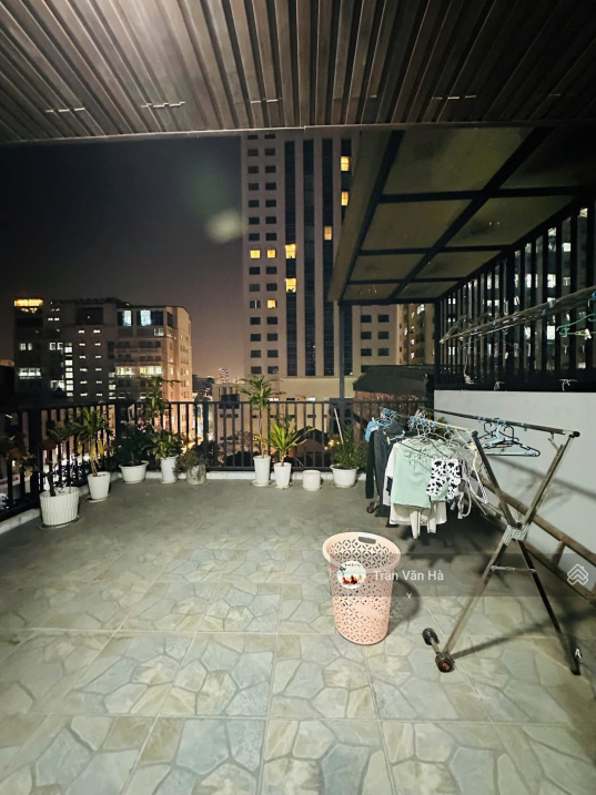 Mặt Phố Kinh Doanh 2 Làn Xe Vỉa hè 6m mặt Tiền Gần 4m DT:37m x 4 tầng Dòng Tiền Đều Đặn