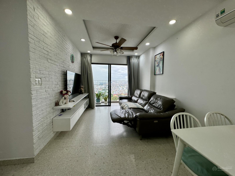 Chính chủ bán căn hộ 3PN M-One Nam SG 5ty6