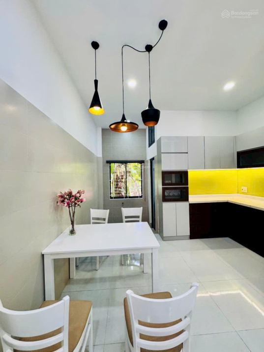 Bán nhà SHR 51m2, 1 lầu, 2P, hẻm ô tô ở An Phú Đông Q12. Giá: 4,25 tỷ