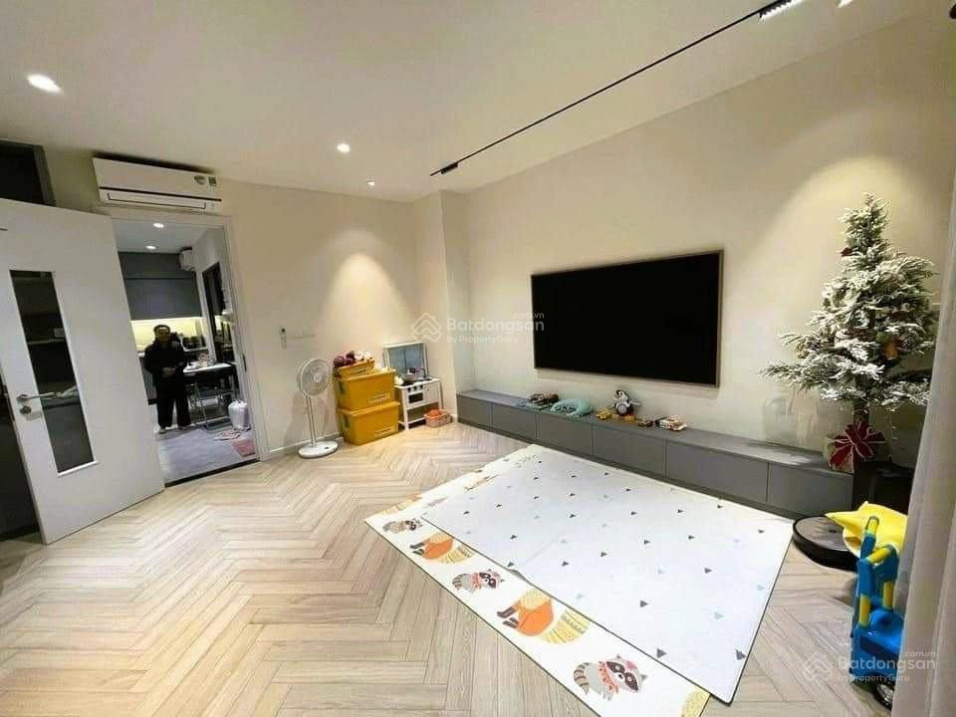 Cho thuê nhà riêng tại Thái Hà đường 2 ô tô tránh nhau phù hợp nhiều mô hình KD DT 70m2x4T