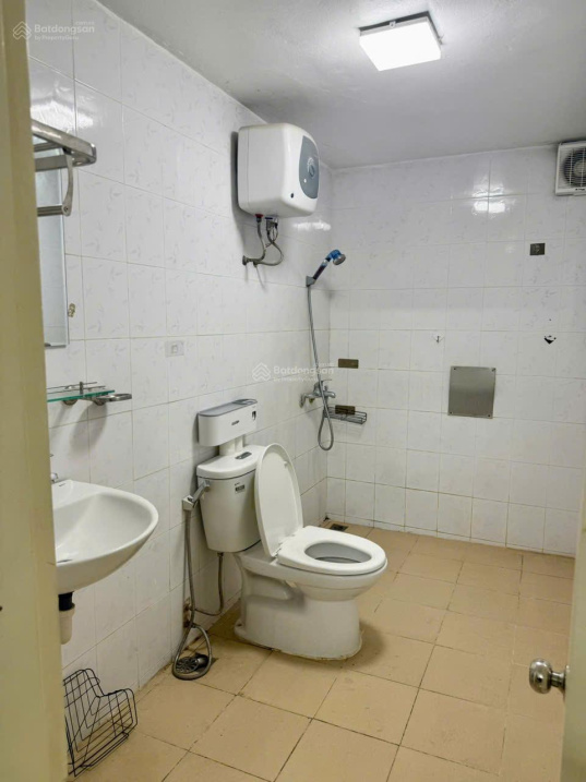 Cho thuê gấp CC 2PN, 2WC, 98m2 tòa nhà CT4-5 Yên Hoà, đường Dương Đình Nghệ, 13 triệu