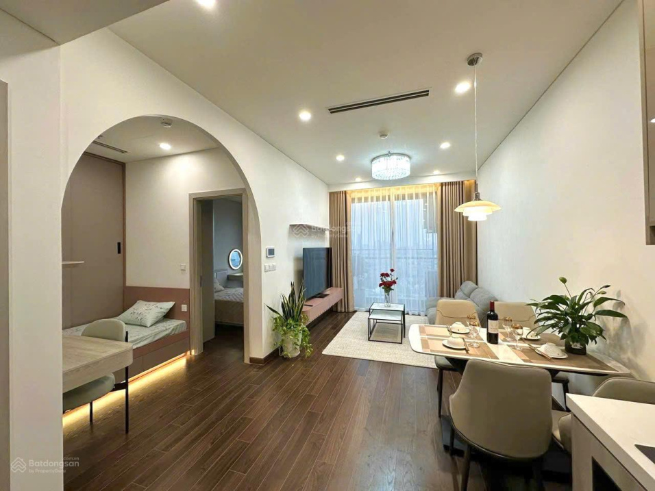 Tôi bán gấp căn 1PN+ 43m2, 2 tỷ 885tr, tầng 16 full đồ đầu tư hơn 250tr ...