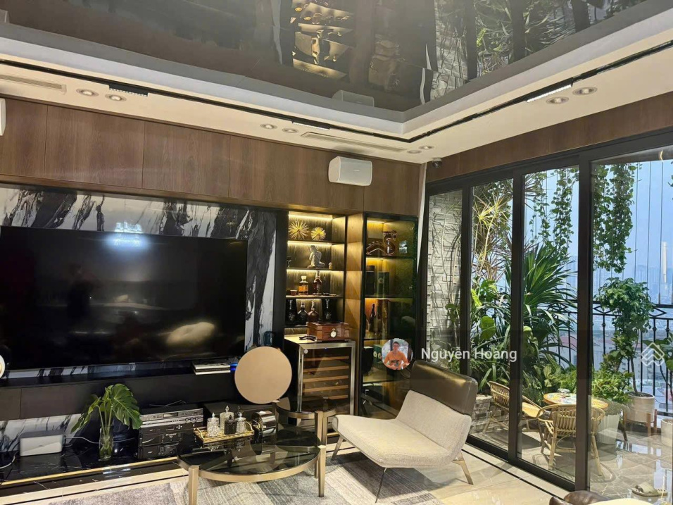 Bán nhanh căn góc tại Vinhomes D'Capitale, 3PN, 105m2, 12.7 tỷ, LH ...