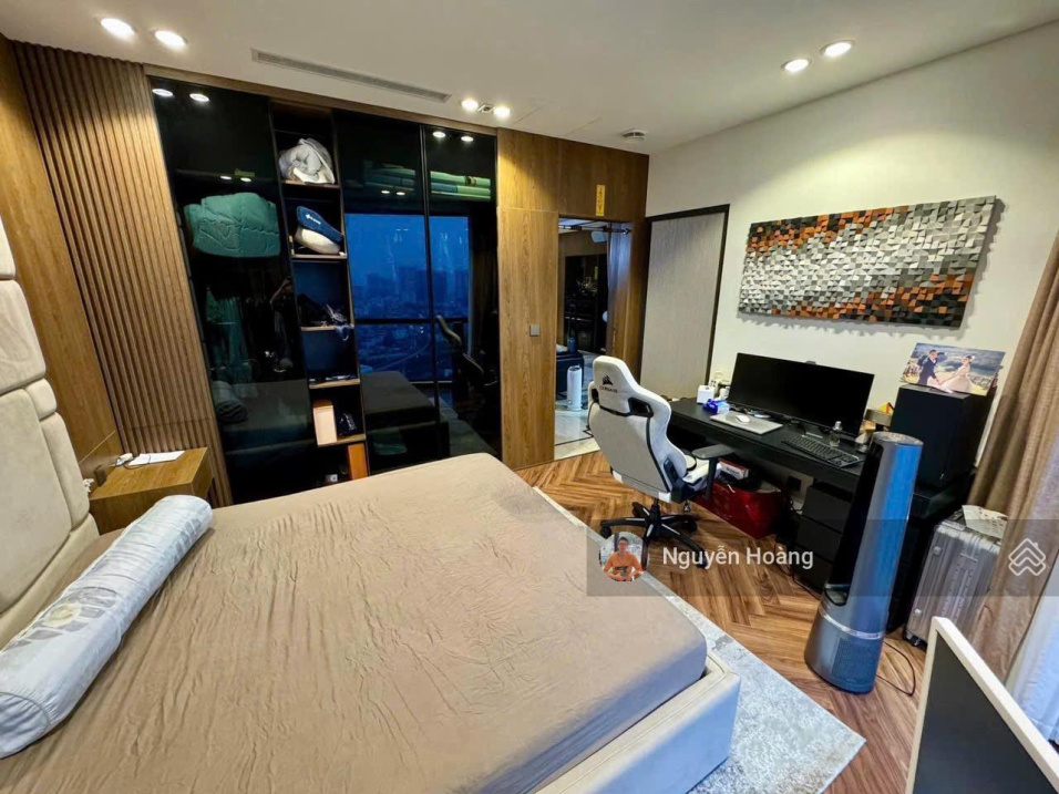 Bán nhanh căn góc tại Vinhomes D'Capitale, 3PN, 105m2, 12.7 tỷ, LH ...