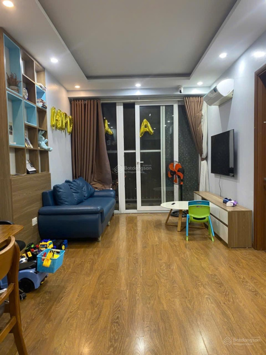 Cần bán căn hộ Gemek 2 diện tích 66,6m2 full đồ tầng trung giá 3.525 tỷ
