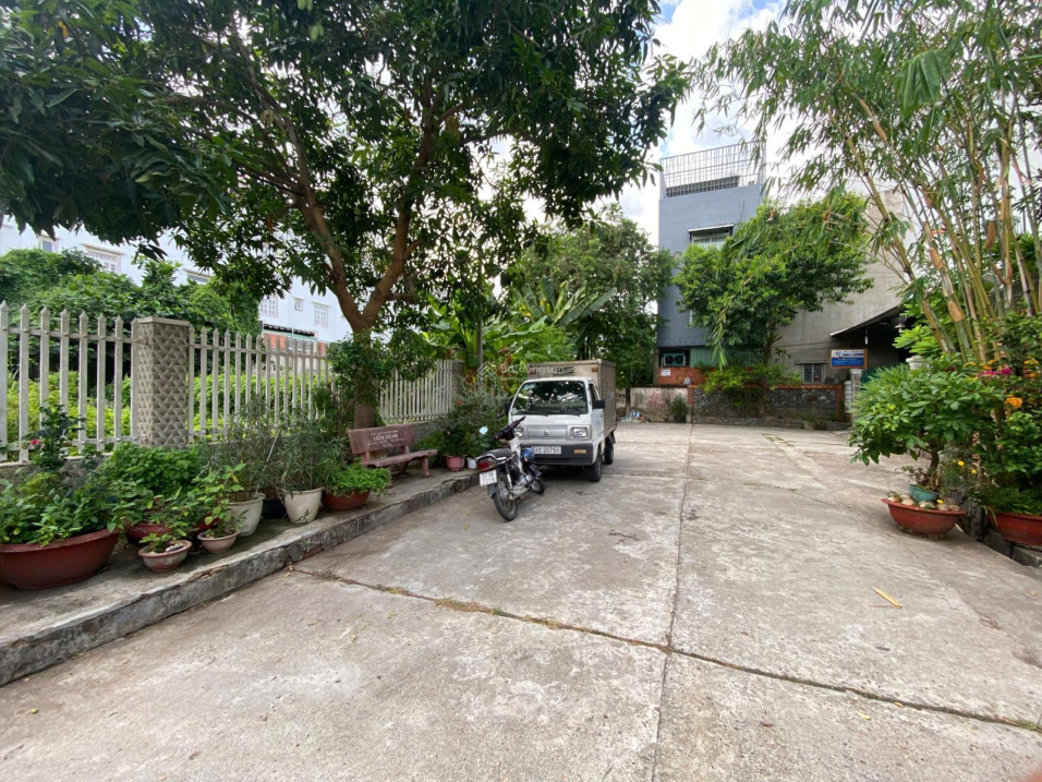 Cần bán đất biệt thự gần mặt tiền, đường số 22, HBC. DT: 13,8x21m. (289,7m2). Giá 21,5 tỷ TL