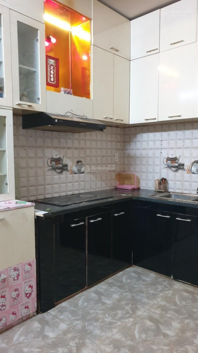 Chào 5.7 tỷ - nhà 3 tầng BTCT - 4x10m - trung tâm Q11 - giáp Q10, hẻm thông - HC đủ