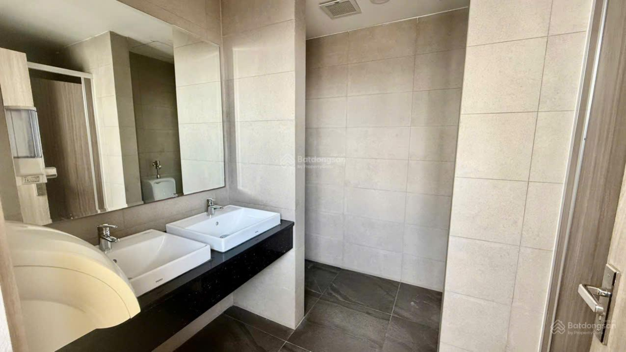 Cho thuê văn phòng Savico Invest Tower Quận 1, vị trí trung tâm, giá ...