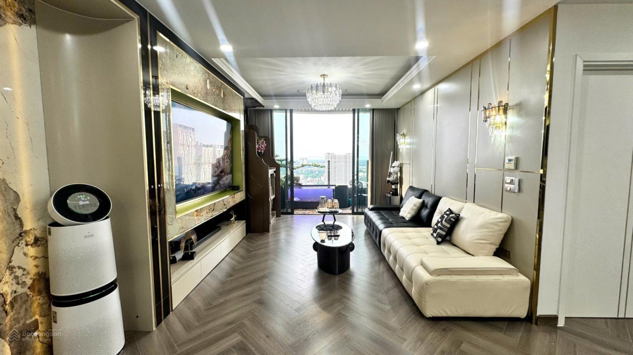 Em bán căn 3PN, 136m2 nhà đẹp tại N01T8 NGĐ, giá siêu rẻ view thoáng ...