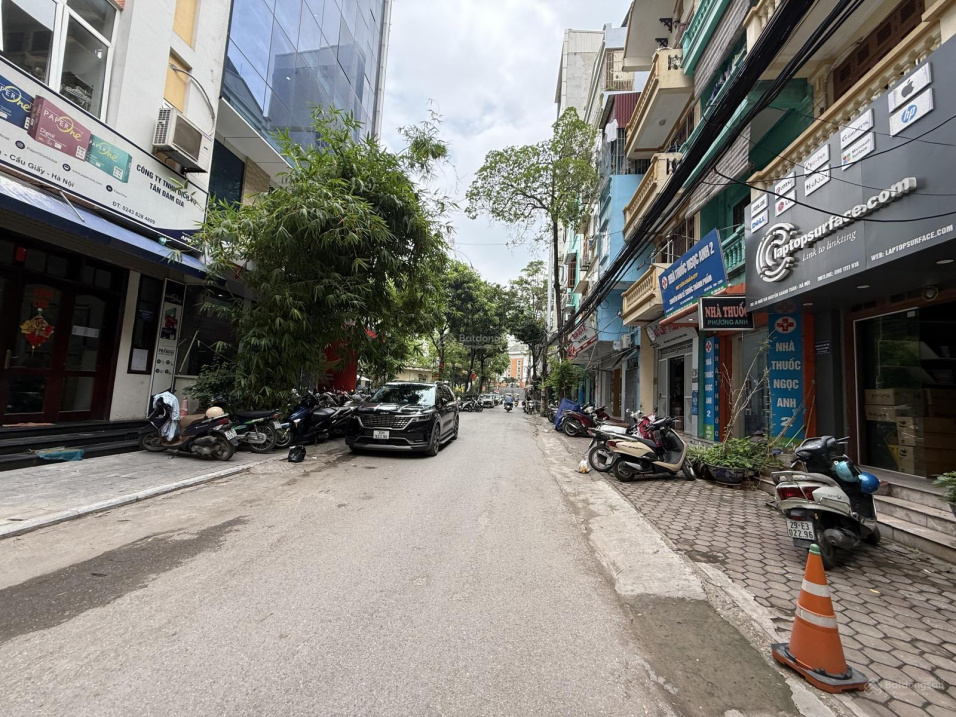 Cho thuê nhà Phạm Tuấn Tài, phân lô, ô tô, kinh doanh, 40m, 4 tầng, MT 4.5, 18Tr