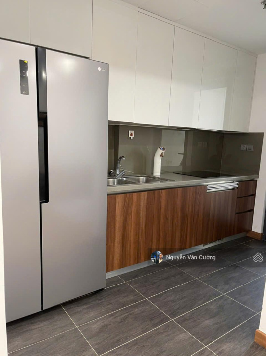 Chủ nhà gửi bán căn chung cư 108m2 3PN, 2VS, tòa Sun Square - số 21 Lê ...