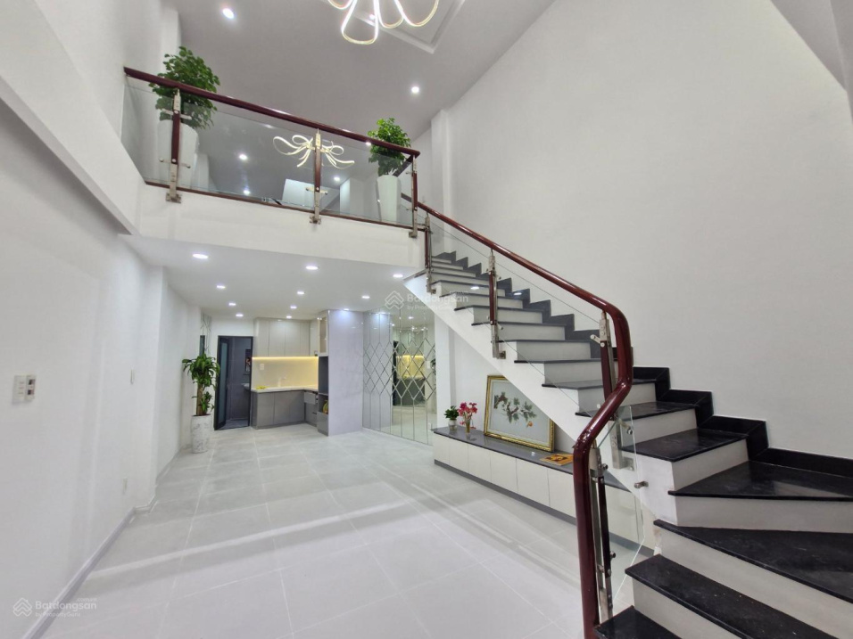 Nhà mới đẹp full NT - Vừa ở vừa kinh doanh - đường thông 8m - 1T 2L - Cách Nguyễn Thị Định 200m