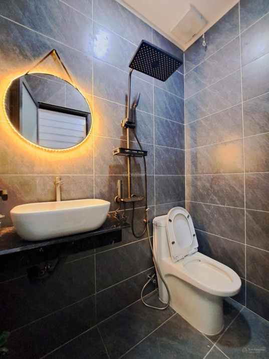 Rẻ nhất khu vực Nguyễn Đình Chiểu, P4, Q3. Nhà đẹp, sổ hồng riêng, DT ...