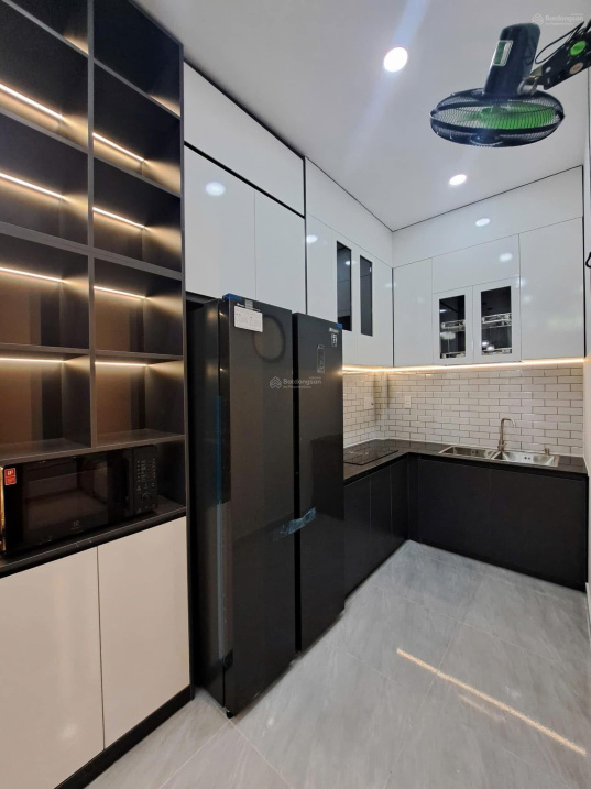 Rẻ nhất khu vực Nguyễn Đình Chiểu, P4, Q3. Nhà đẹp, sổ hồng riêng, DT ...