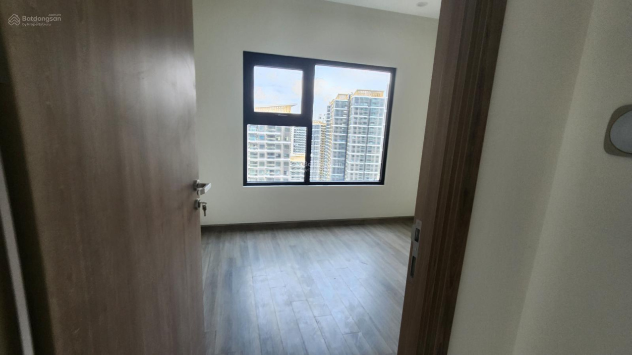 Tầng 03 - tòa BS10 ngay cổng chào Tropical bán 2PN + 70m2 góc tại Beverly Solari - Giá 3,98 tỷ