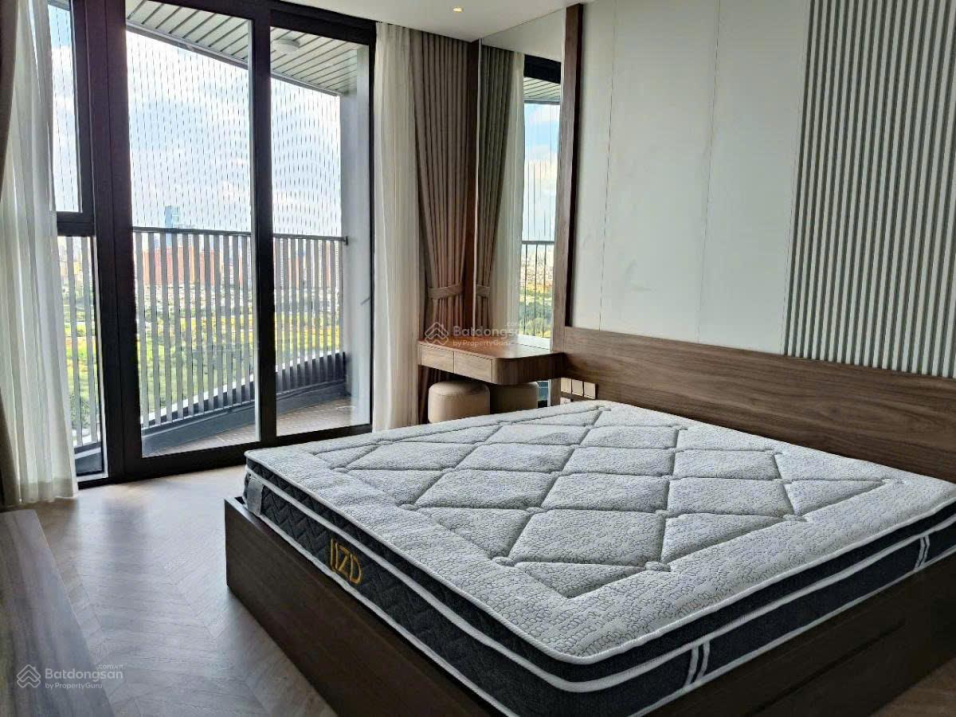 Cần bán CC 3PN, 2WC, 102m2 tại KĐT Trung Văn - Hancic, Nam Từ Liêm, Hà Nội, giá chỉ 5,5 tỷ