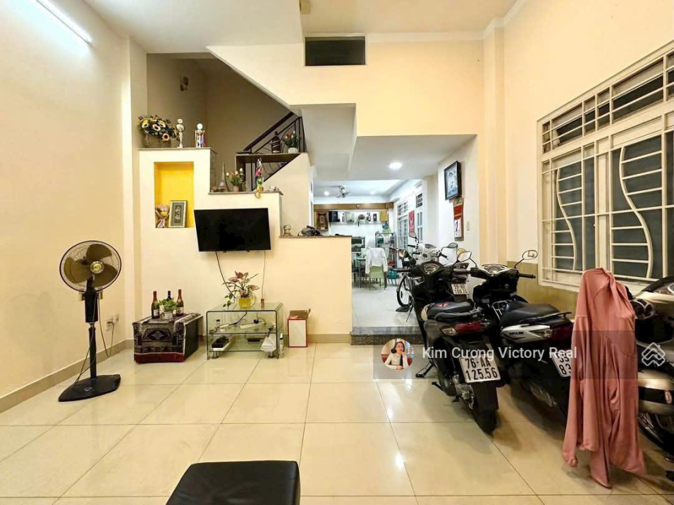 Chỉ 10.3 tỷ - bán nhà đẹp mới 3 lầu ST - hẻm 149 Bành Văn Trân P.7 Tân Bình - DT 60m2 [4.9x12]m