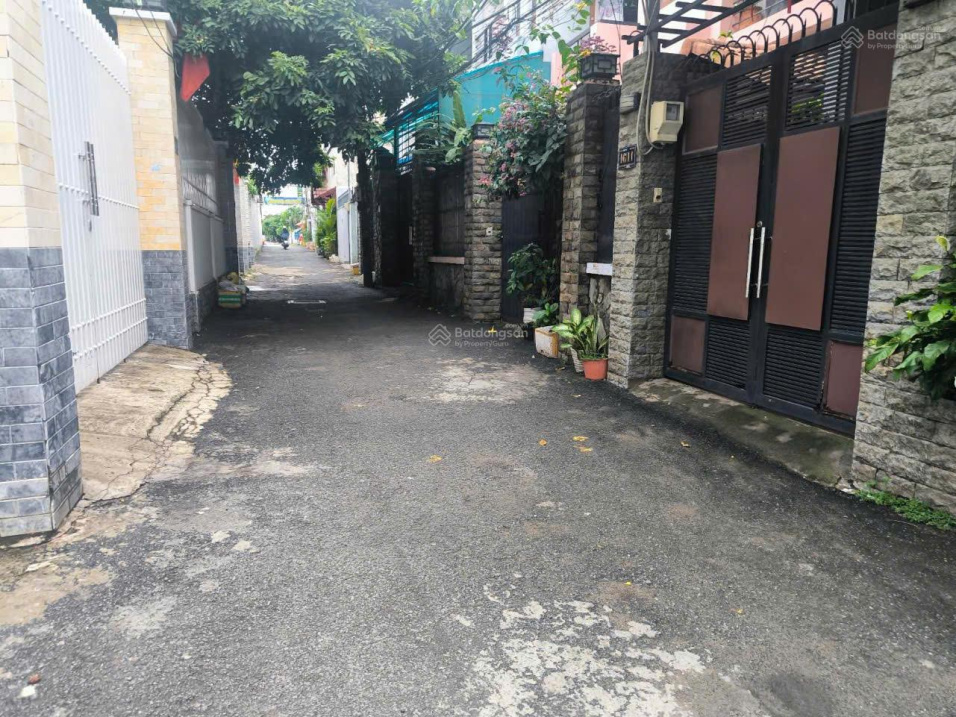 Căn góc, hẻm thông, ngang khủng 5.8m, ngay ngã tư Thủ Đức, Hiệp Phú, nhỉnh 4tỷ